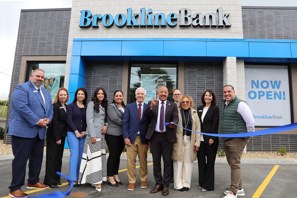 Brookline Bank - Brookline Bank Welcomes The Community To Its New ...